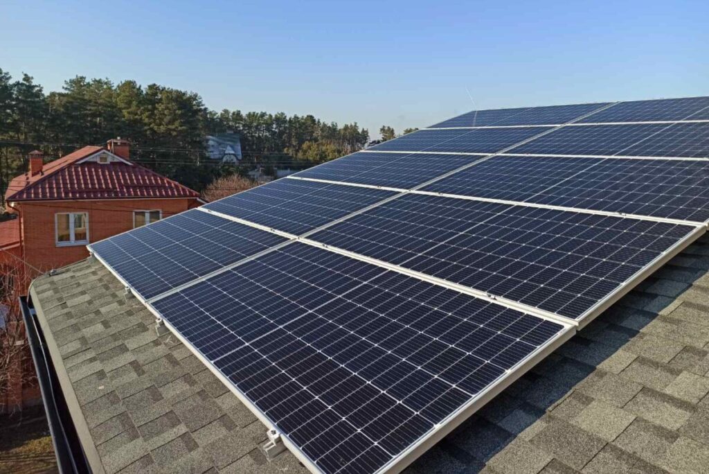 2023 Buyer's Guide for Solar Rooftop Mount - Brighter Solar Energy